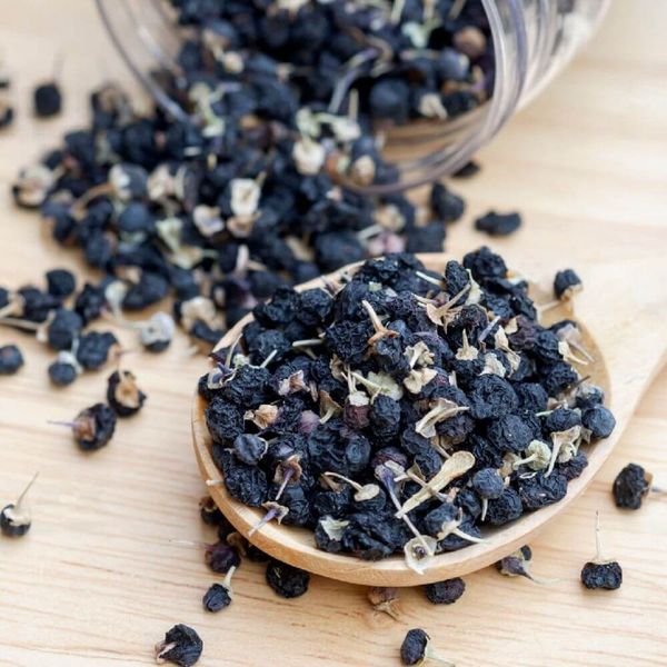 Black Goji Berry Is The New Trendy Powerful Health Food!